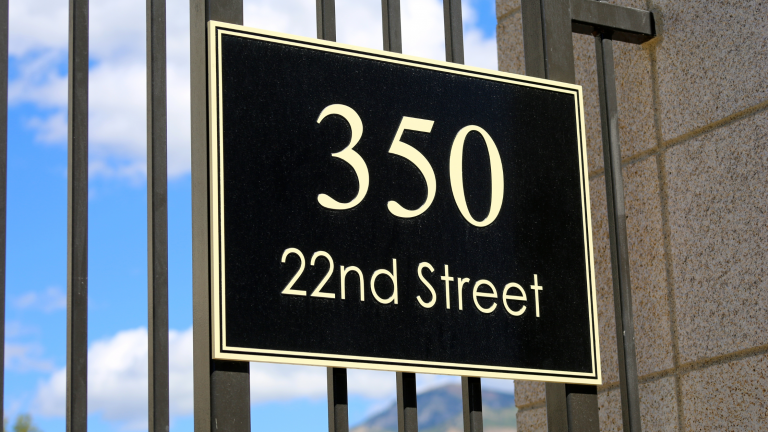 Find an Address by Name: Fast and Legal Ways to Search Online | Social ...